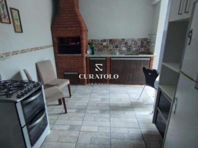 Venha conhecer a casa ideal para viver com conforto em Santo André, na Vila Scarpelli: Sobrado com 4
