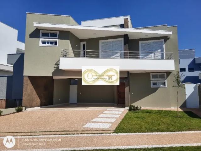 Venha conhecer essa incrível casa localizada em um dos melhores bairros da cidade!