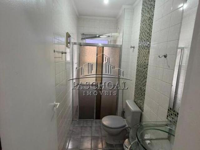 VENHA CONHECER ESTE APARTAMENTO À 100 METROS DA PRAIA