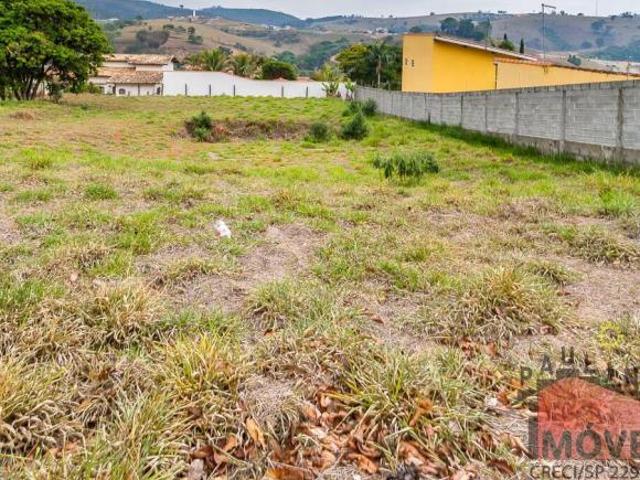 Venha construir aqui! Ótimo terreno à venda no Parque São Gabriel!