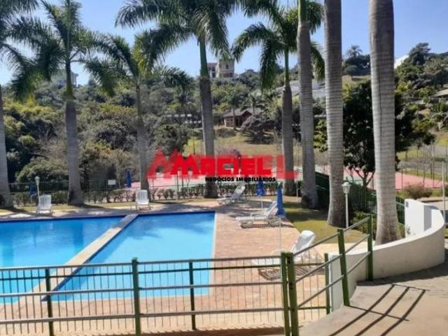 Venha desfrutar do melhor com sua família, com tranquilidade, muito verde e segurança 24hs