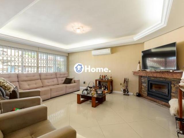 Venha morar em 350 m² com um clube em sua casa!
