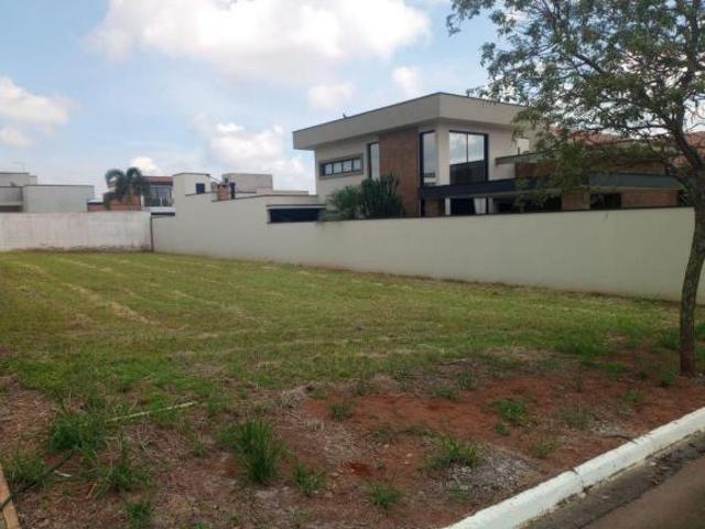 VENHA MORAR NO MELHOR CONDOMÍNIO DA CIDADE !