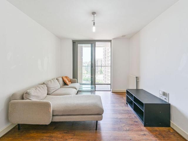 Venice Corte, Lewisham, London SE13, 1 bed flat to rent, £1,750 pcm | PrimeLocation