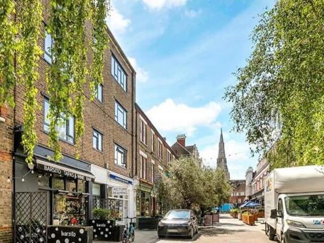 Venn Street, London, 3 Bedroom Apartment