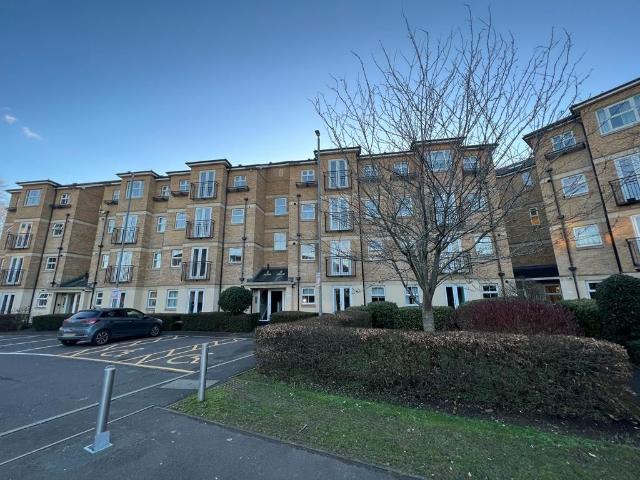 Venneit Close, Oxford OX1, 3 bed flat to rent, £2,400 pcm | PrimeLocation