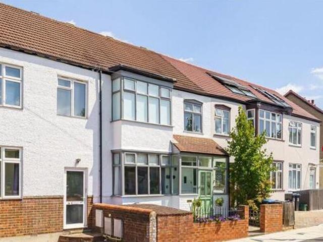 Vectis Gardens, Furzedown, 4 Bedroom House