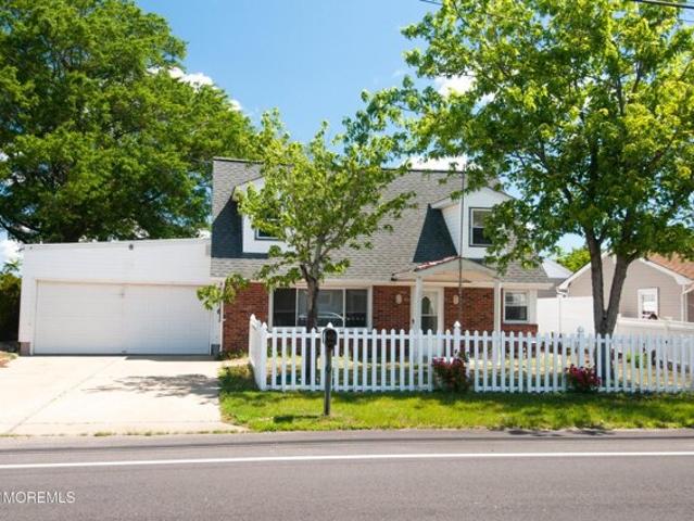 Veeder Ln, Bayville, Home For Sale