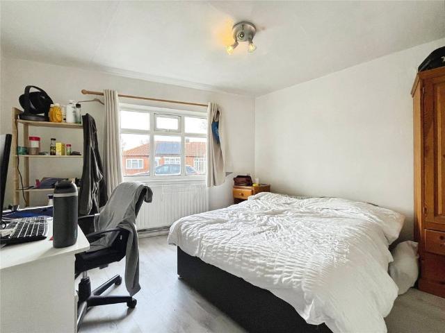 Vegal Crescent, Englefield Green, Egham, Surrey, TW20 0QA