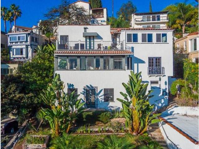 Vegetarian Hollywood Hills Oasis