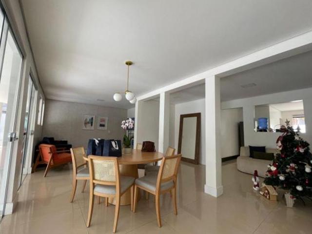 VEJA! OPORTUNIDADE ÚNICA! EXCELENTE REFORMA/04 SUÍTES/AC APARTAMENTO