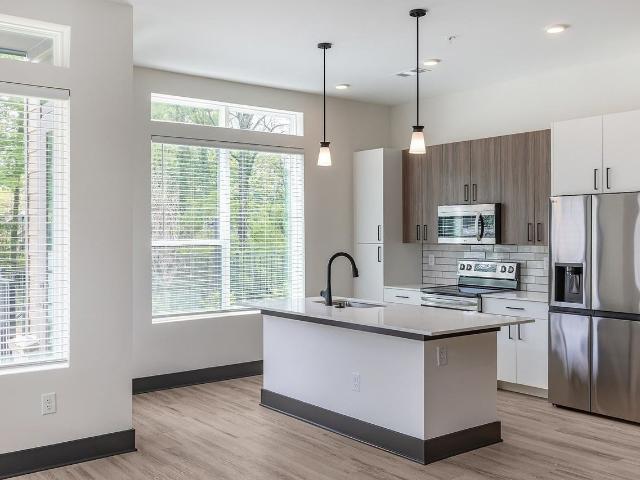 Vela Park Studio Apartment for Rent at 1881 Second Ave, Atlanta, GA 30032 East Lake