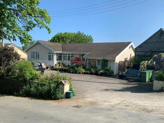 Velindre, Llandysul, 4 Bedroom Bungalow