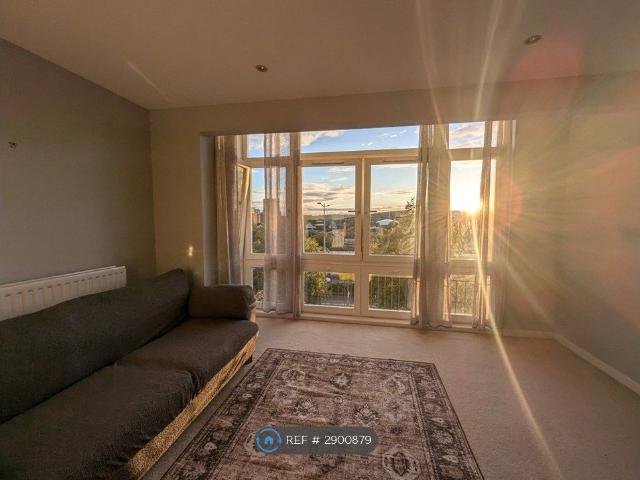 Vellacott Close, Cardiff CF10, 2 bed flat to rent, £1,250 pcm | PrimeLocation
