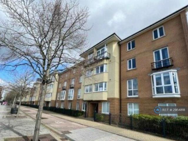 Vellacott Close, Cardiff, CF10 4 bed flat to rent £2,100 pcm £485 pw