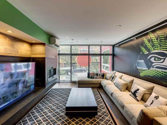 Velo and Ray 2 Bedroom Apartment for Rent at 3636 Stone Way N, Seattle, WA 98103 Wallingford