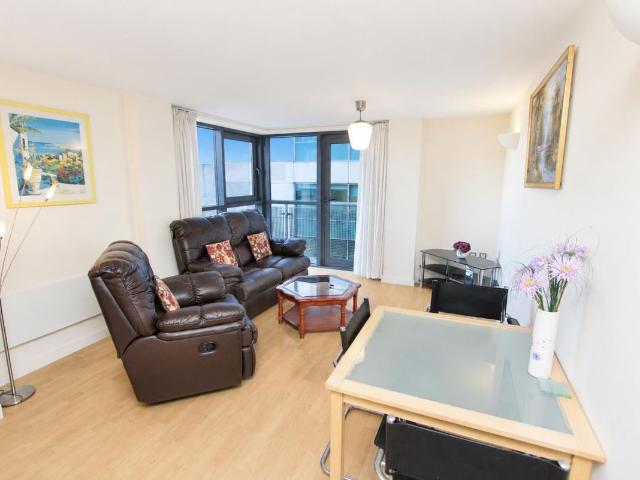 Velocity North, Leeds LS11, 2 bed flat to rent, £1,250 pcm | PrimeLocation