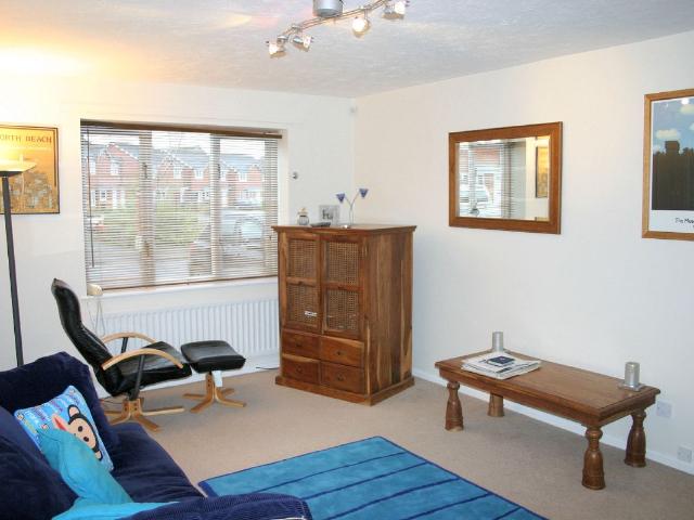 Velour Close, Salford M3, 3 bed flat to rent, £1,500 pcm | PrimeLocation