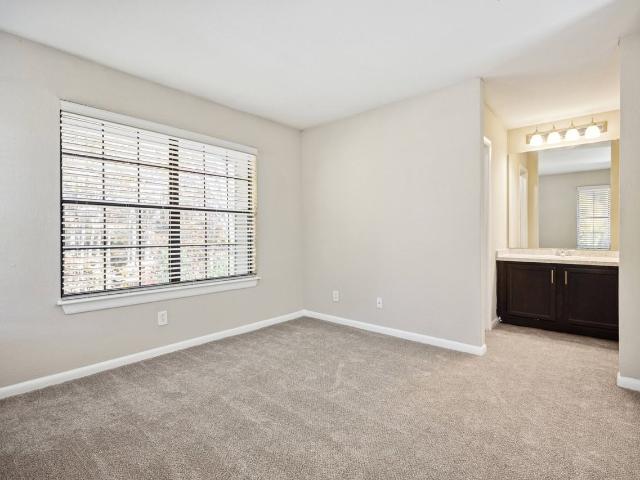 VERT at Six Forks 2 Bedroom Apartment for Rent at 7816 Six Forks Rd, Raleigh, NC 27615