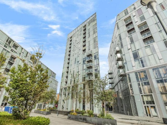 Vertex Tower, 3 Harmony Place. 2 bed apartment to rent £2,650 pcm £612 pw