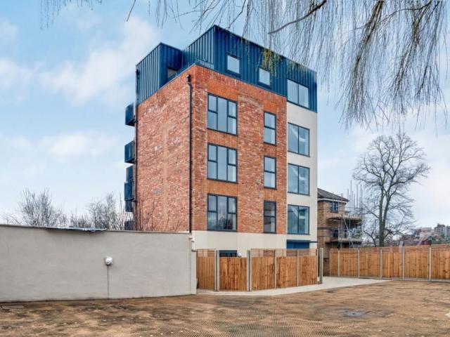 Vertic Apartments, NW10, London 1 bed apartment to rent £1,900 pcm £438 pw
