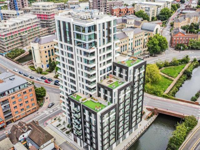 Verto, 120 Kings Road, Reading. 2 bed apartment to rent £2,100 pcm £485 pw