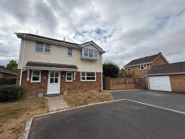 Verwood 3 bed detached house to rent £1,850 pcm £427 pw
