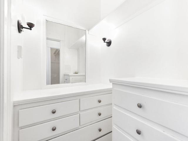 Verwood 4673 Hollywood Blvd Studio Apartment for Rent at 4673 Hollywood Blvd, Los Angeles, CA 90027 Greater Griffith Park