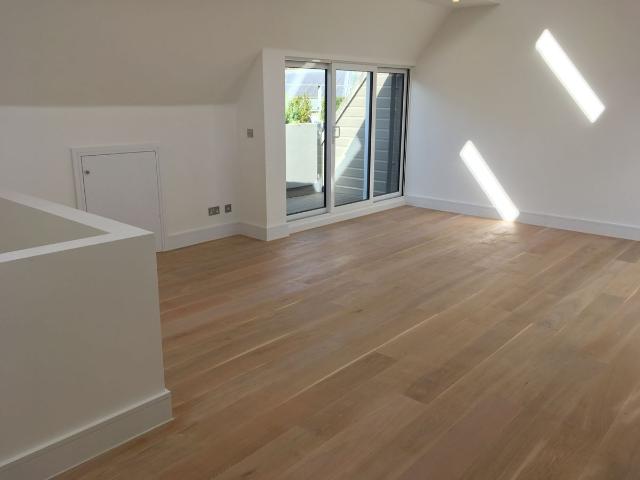 Very Near Ealing Green Area, Ealing Broadway Walpole Park W5, 2 bed flat to rent, £3,500 pcm | PrimeLocation