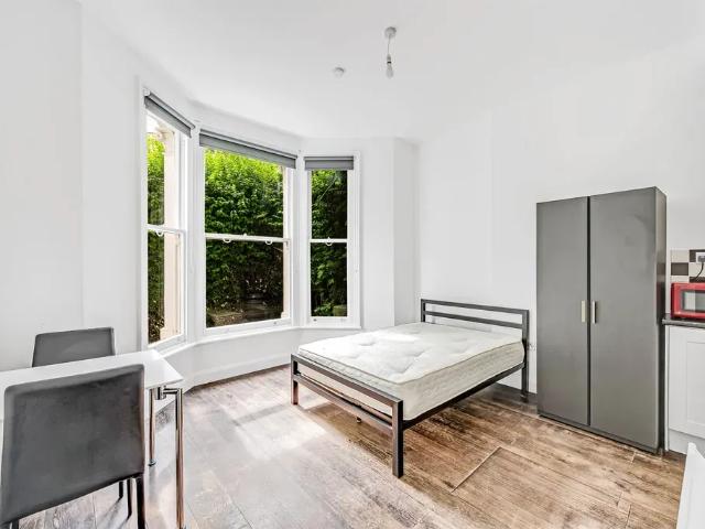 Very Near Matheson Road Area, West Kensington W14, Studio to rent, £1,475 pcm | PrimeLocation
