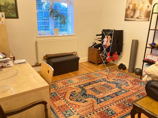 Very Near Spencer Road Area, Chiswick South Riverside Area W4, Room to rent, £1,100 pcm | PrimeLocation