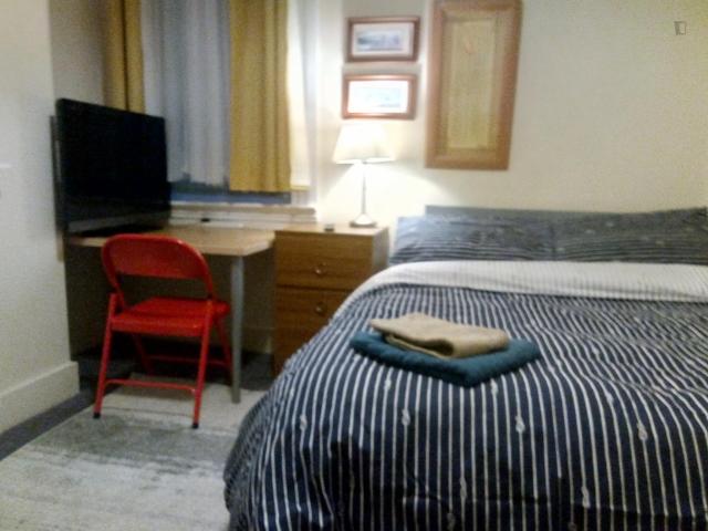 Very nice double bedroom near Mountsfield Park Has a Room