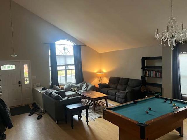 Very big modern home w/ cheap utilities