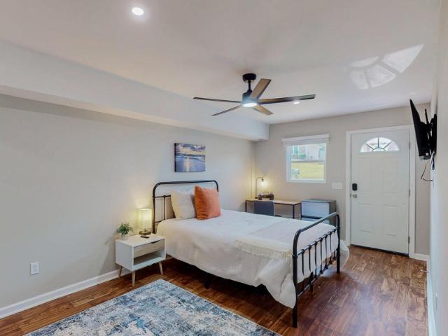 Very clean & newly remodeled Decatur property with