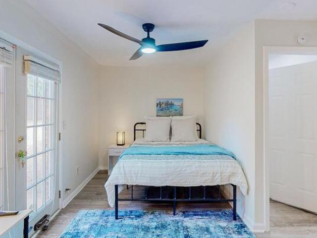 Very clean & newly remodeled Decatur property with fully updated kitchen & new furniture throughout