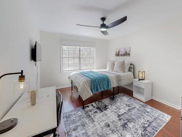 Very clean & newly remodeled Decatur property with fully updated kitchen & new furniture throughout