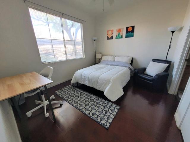 Very clean and quiet condo looking for room mate
