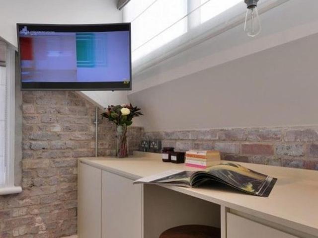 Very cool studio near Kilburn Grange Park