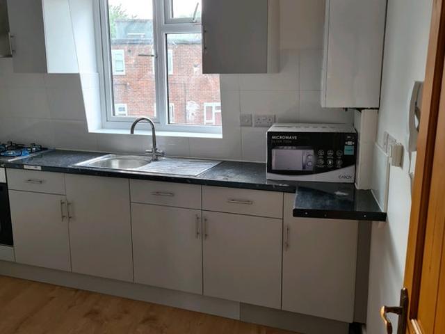 Very cosy 2 or 3 bedroom flat in Angel