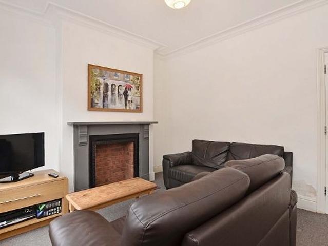 Very High Standard Four Bedroom Student Property
