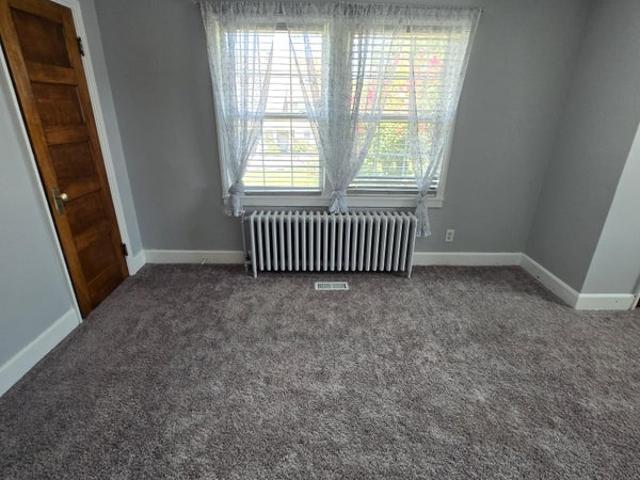 Very large room for rent