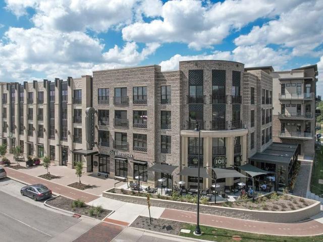 VER at Proscenium Apartments 2 Bedroom Apartment for Rent at 1225 Veterans Way, Carmel, IN 46032