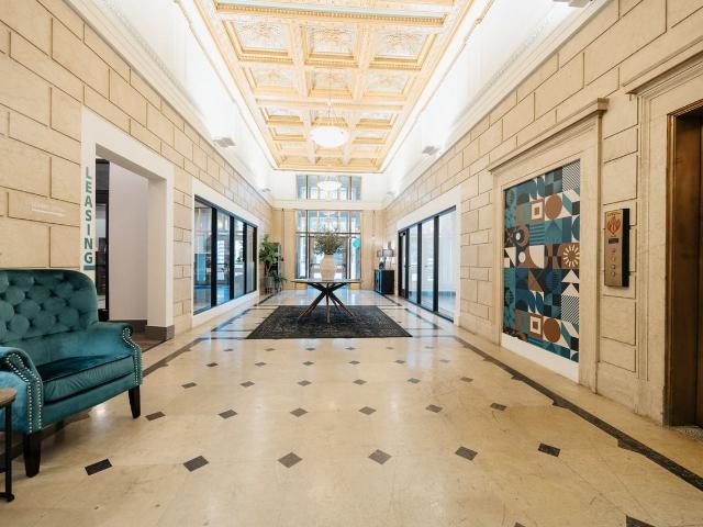 Vera on Broad Studio Apartment for Rent at 366 E Broad St, Columbus, OH 43215 Downtown Columbus