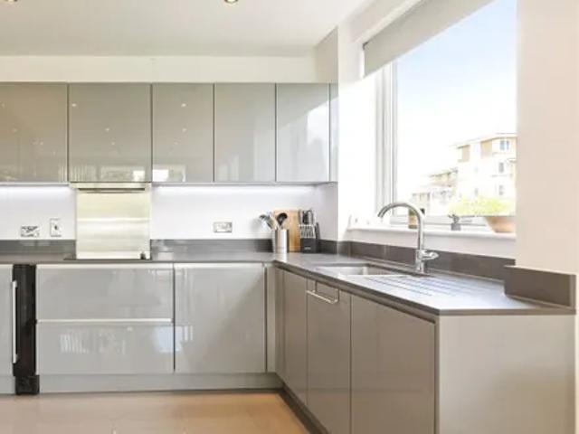 Verdant House, Levett Square, London, TW9 4FE, United Kingdom | 2 bed apartment for rent #154586700 | Rentberry