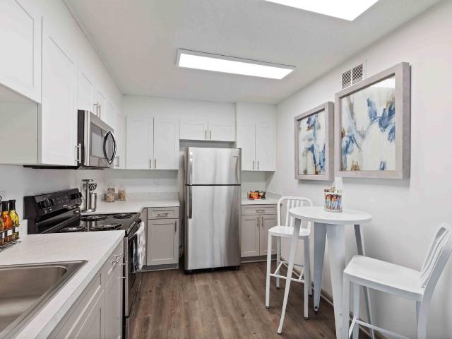 Verde Vue Apartments 3 Bedroom Apartment for Rent at 301 Noble Oaks Dr, Savannah, GA 31406 Oakdale