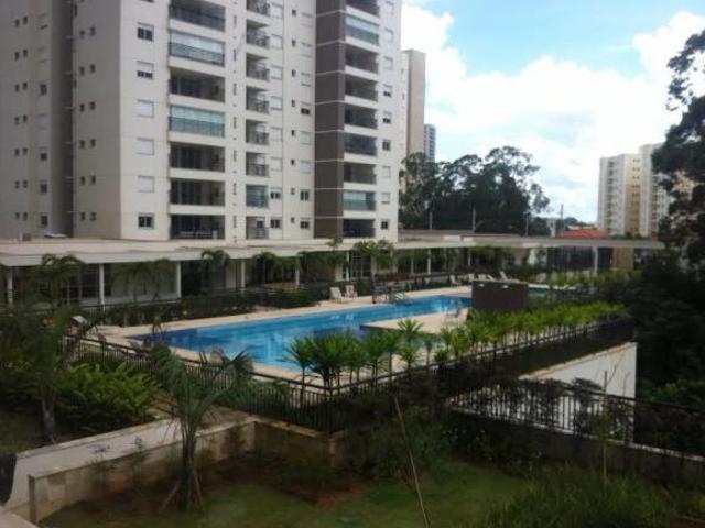 Verde Morumbi, com varanda gourmet e vista deslumbrante!