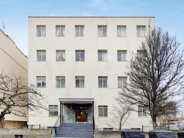 Vere Court, Westbourne Gardens, Studio Flat For