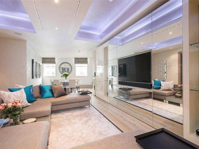 Verge Apartments, 24 Dering Street. 2 bed flat to rent £15,167 pcm £3,500 pw