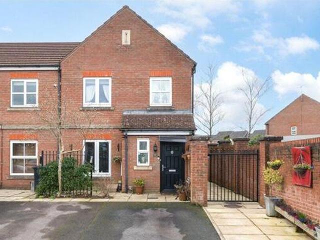 Verity Walk, Harrogate, 3 Bedroom End
