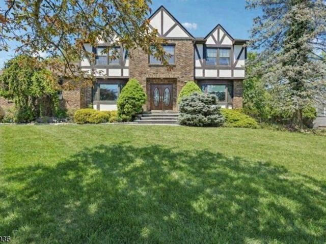 Verkade Dr, Wayne, Home For Sale